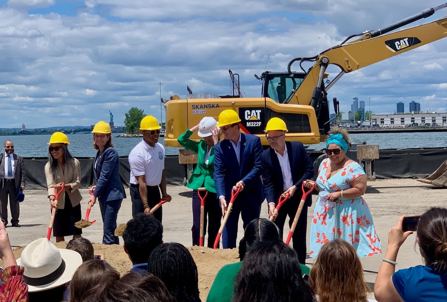 Long-awaited offshore wind hub breaks ground in Brooklyn - Governors ...